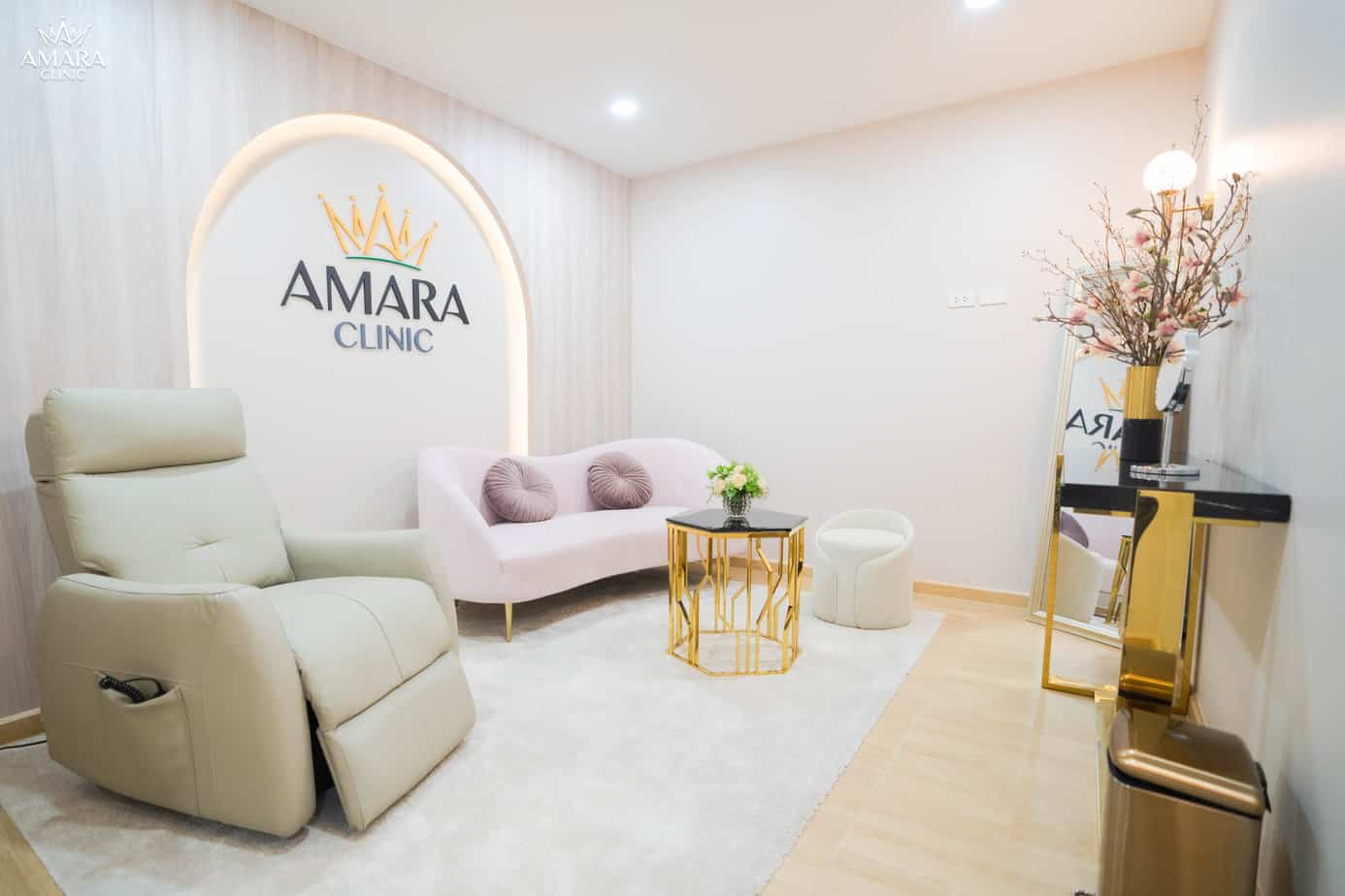 ฉีดคาง เติมคาง ปรับรูปหน้าให้เรียวสวยโดนใจ!